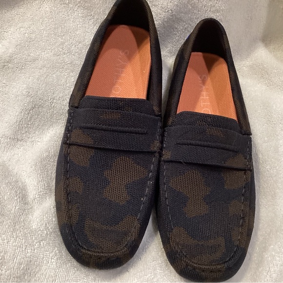 Rothy's | Shoes | Rothys The Driving Loafer Woodland Camo Textile ...